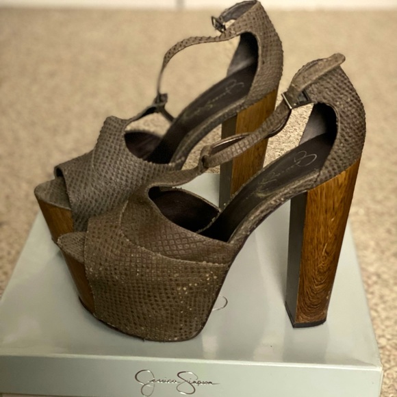 Jessica Simpson | Shoes | Classic Jessica Simpson Shoe Super High ...